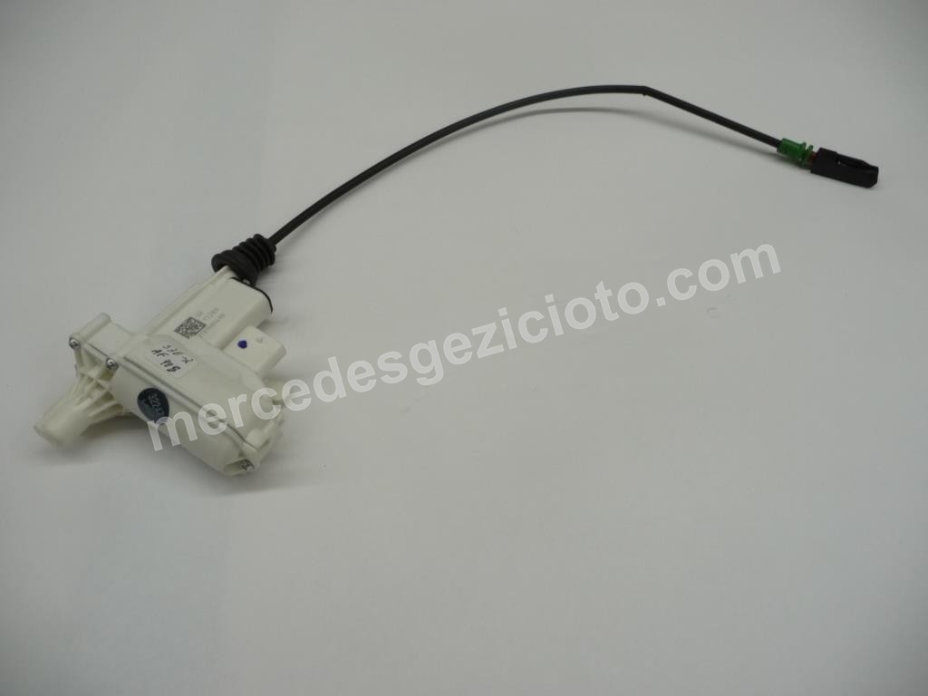 GEZİCİ OTOMOTİV - A2137600400 2137600400 MERCEDES W213 SAĞ ÖN KAPI ...